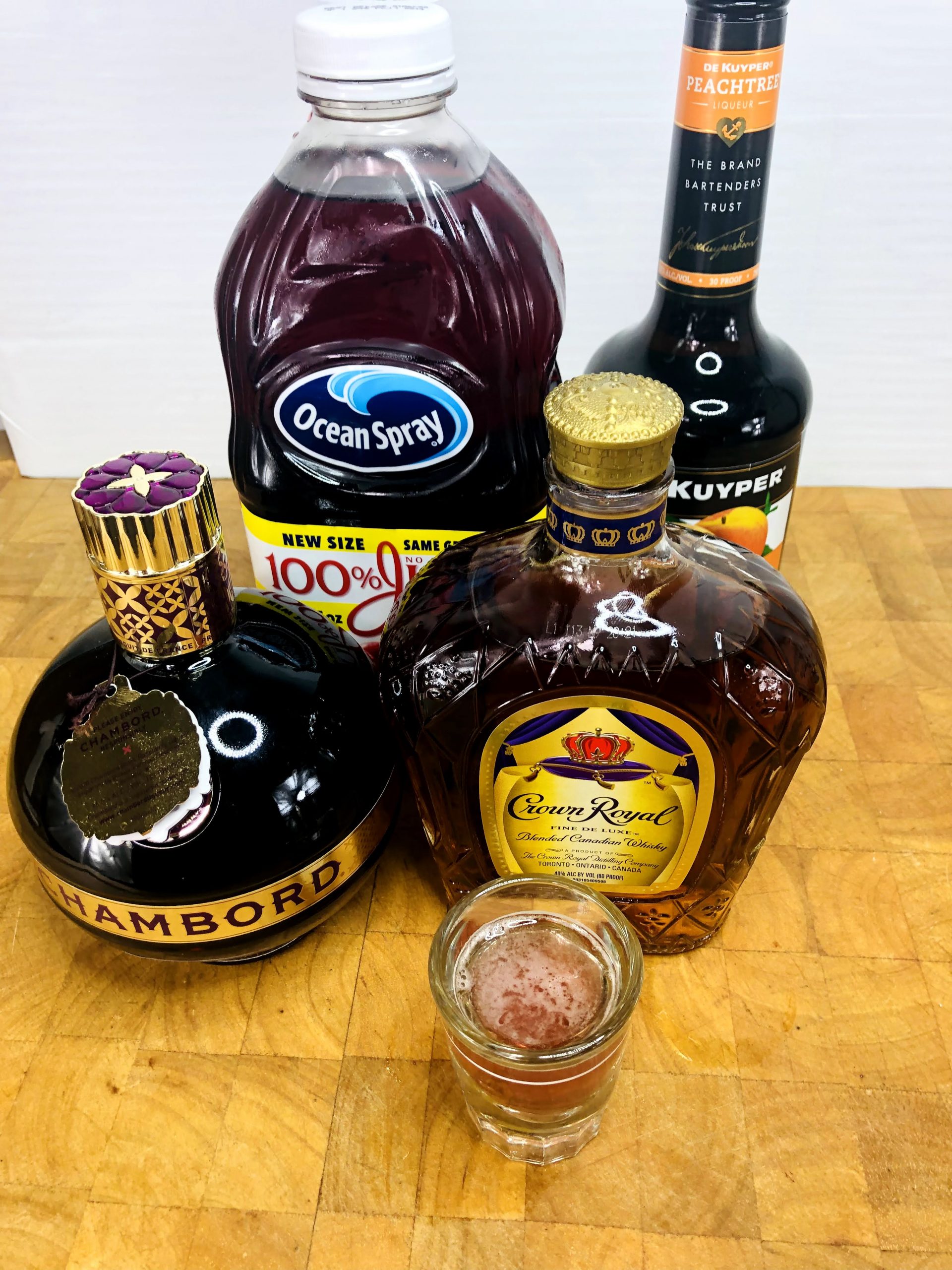 Royal Flush Shot: The Cocktail You Can Share | Occasional Cocktails
