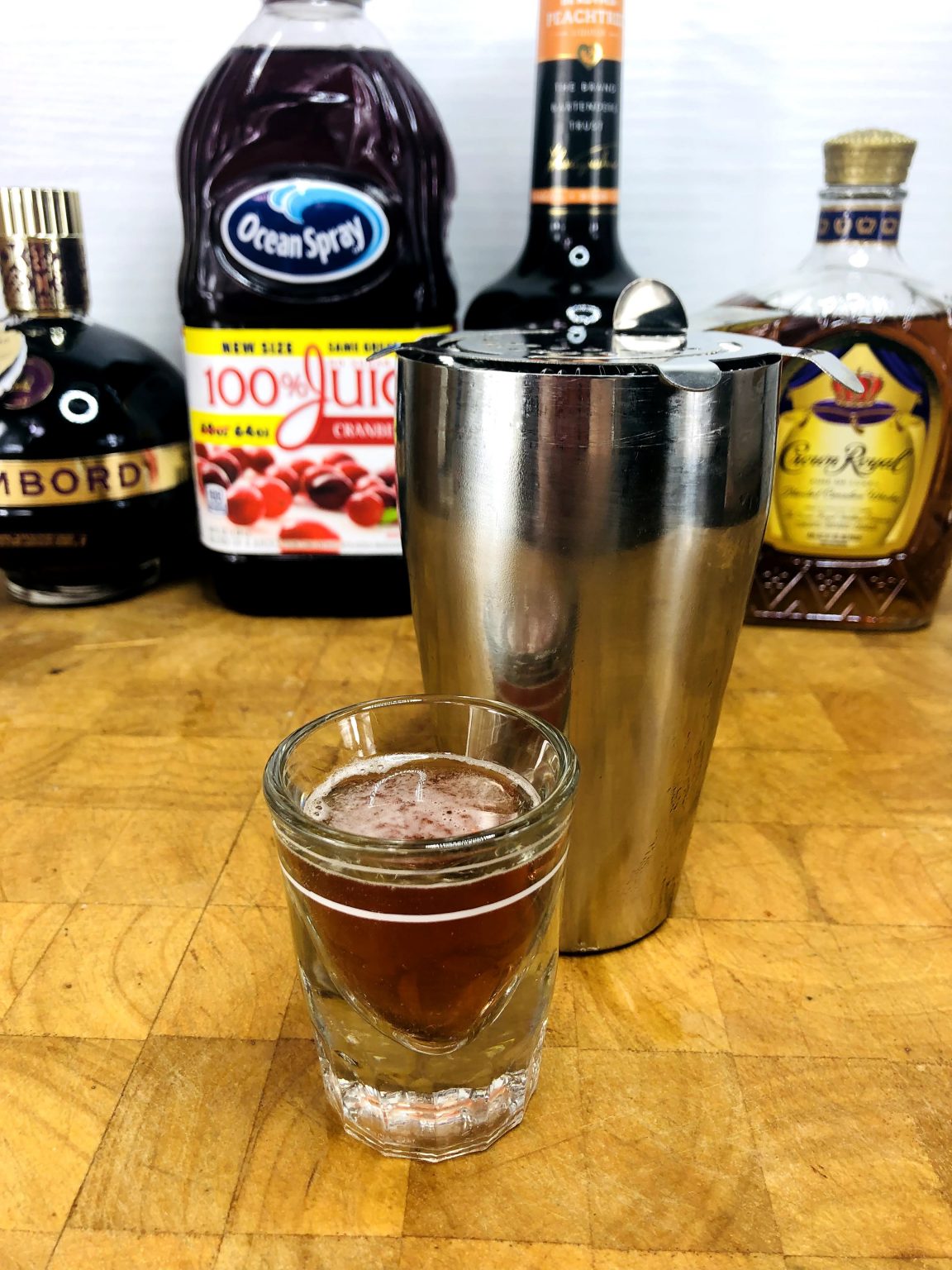Royal Flush Shot: The Cocktail You Can Share | Occasional Cocktails