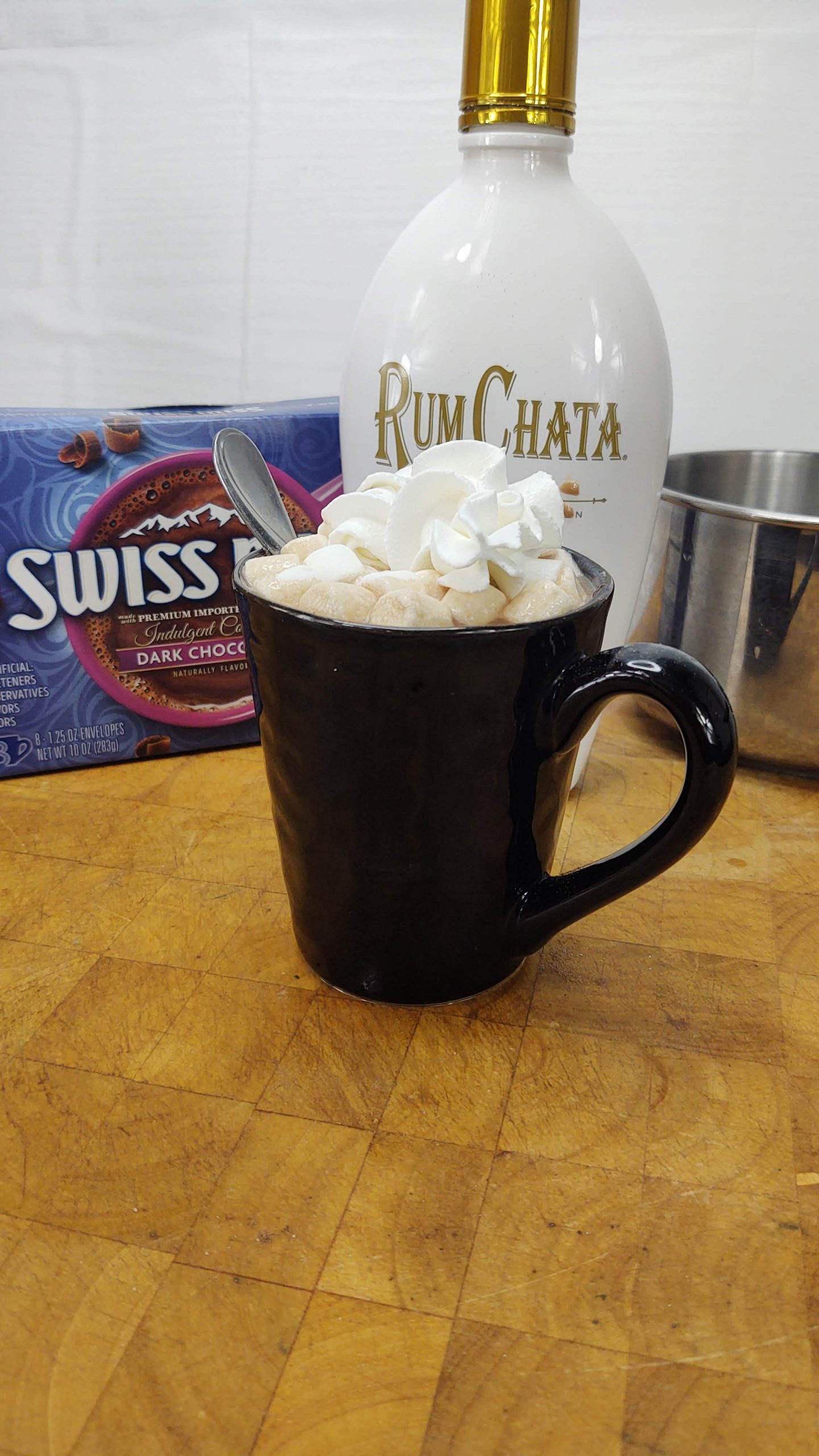 Rumchata Hot Chocolate: Great For Chilly Evenings | Occasional Cocktails