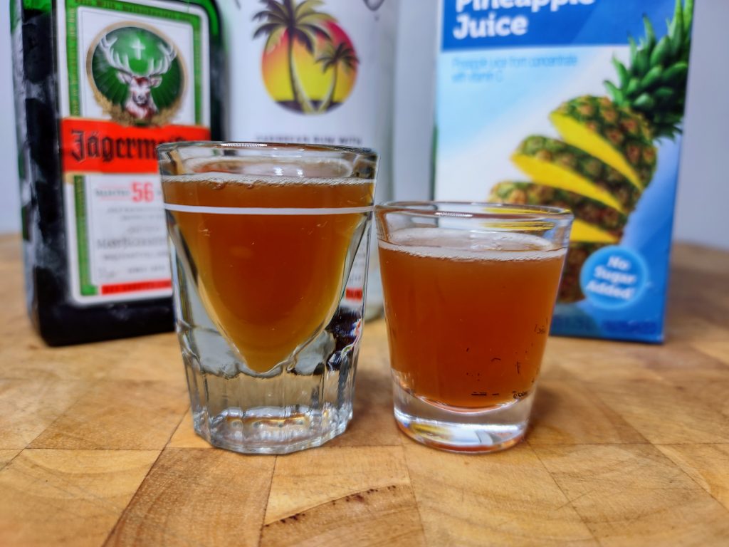 20+ Tropical Pineapple Juice Cocktails | Occasional Cocktails