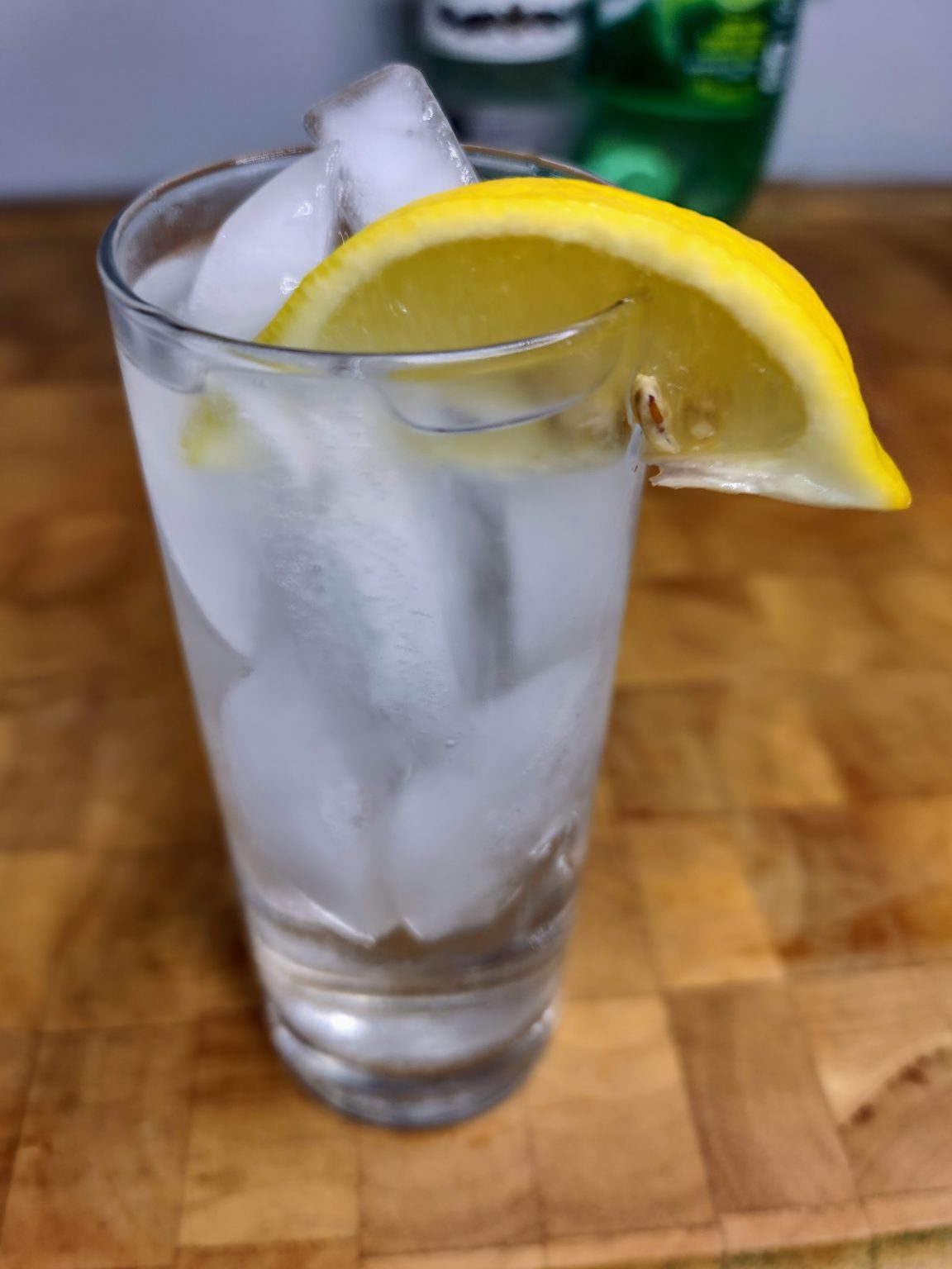 Rum and 7up: a super easy lemon-lime cocktail | Occasional Cocktails