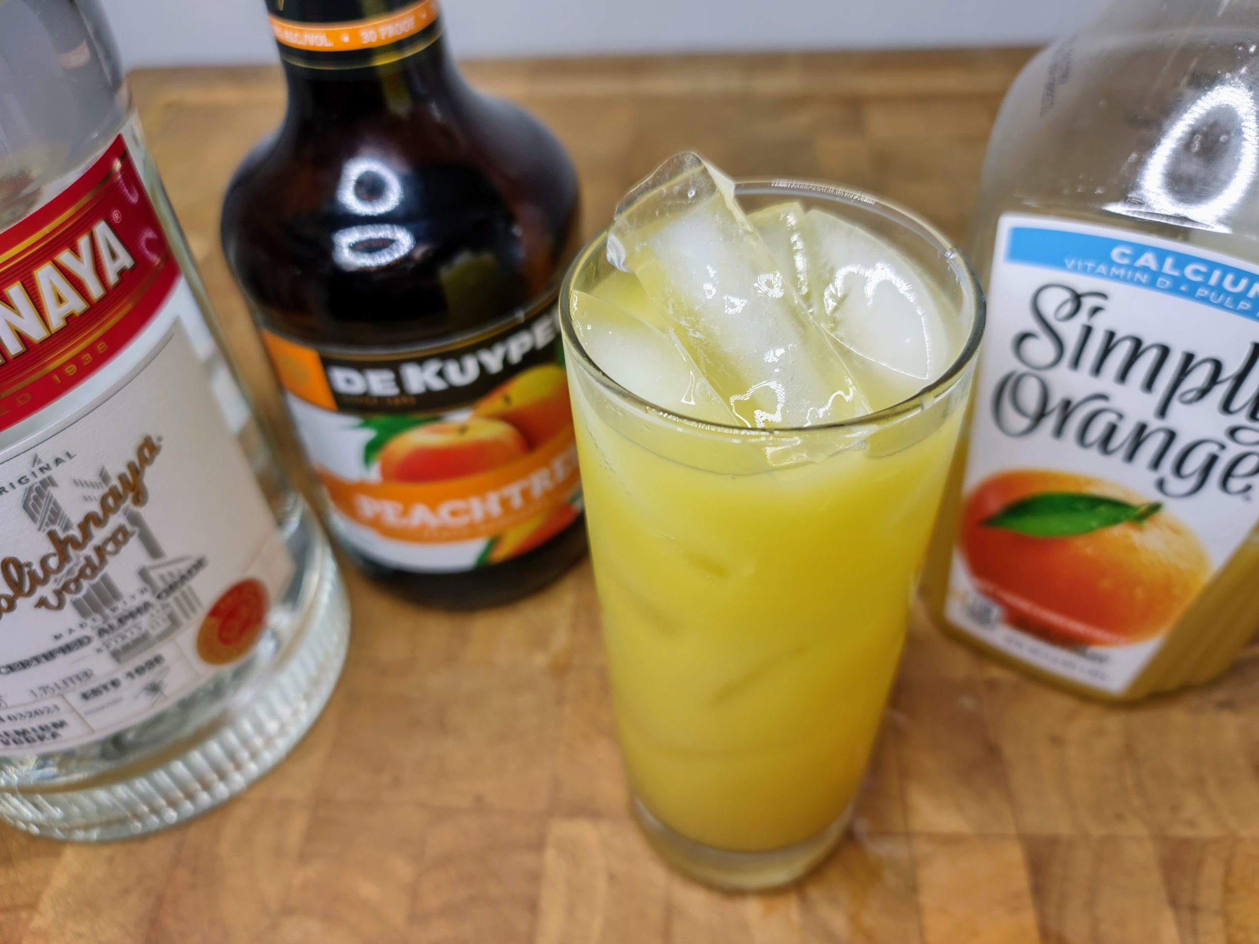Hairy Navel Cocktail Recipe | Occasional Cocktails