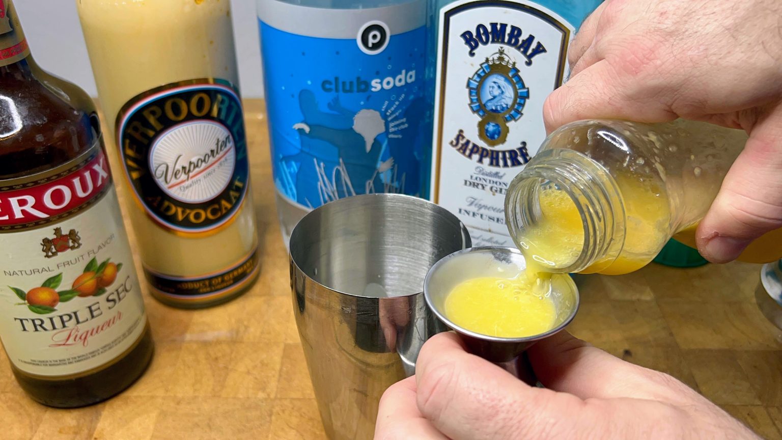 Fluffy Duck Cocktail Recipe | Occasional Cocktails
