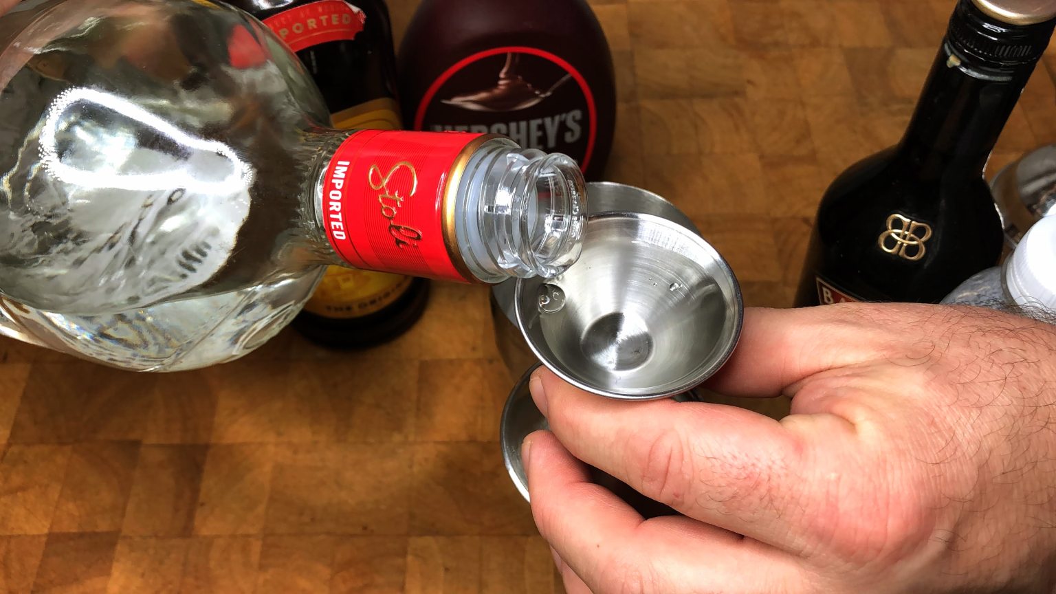 Mudslide Cocktail Recipe | Occasional Cocktails