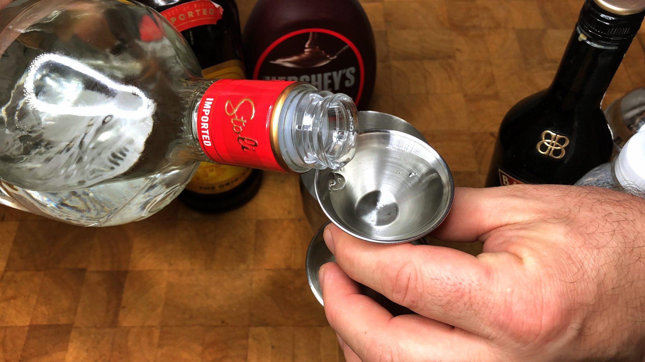 Mudslide Cocktail Recipe | Occasional Cocktails