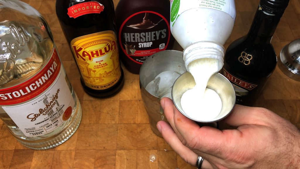 Mudslide Cocktail Recipe | Occasional Cocktails