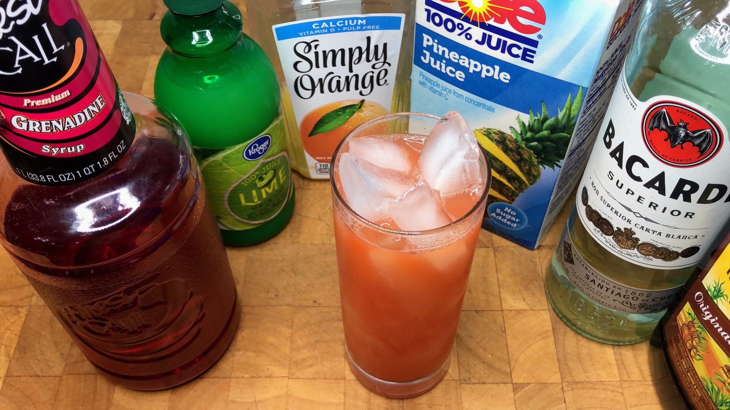 Rum Punch: perfect for large parties | Occasional Cocktails