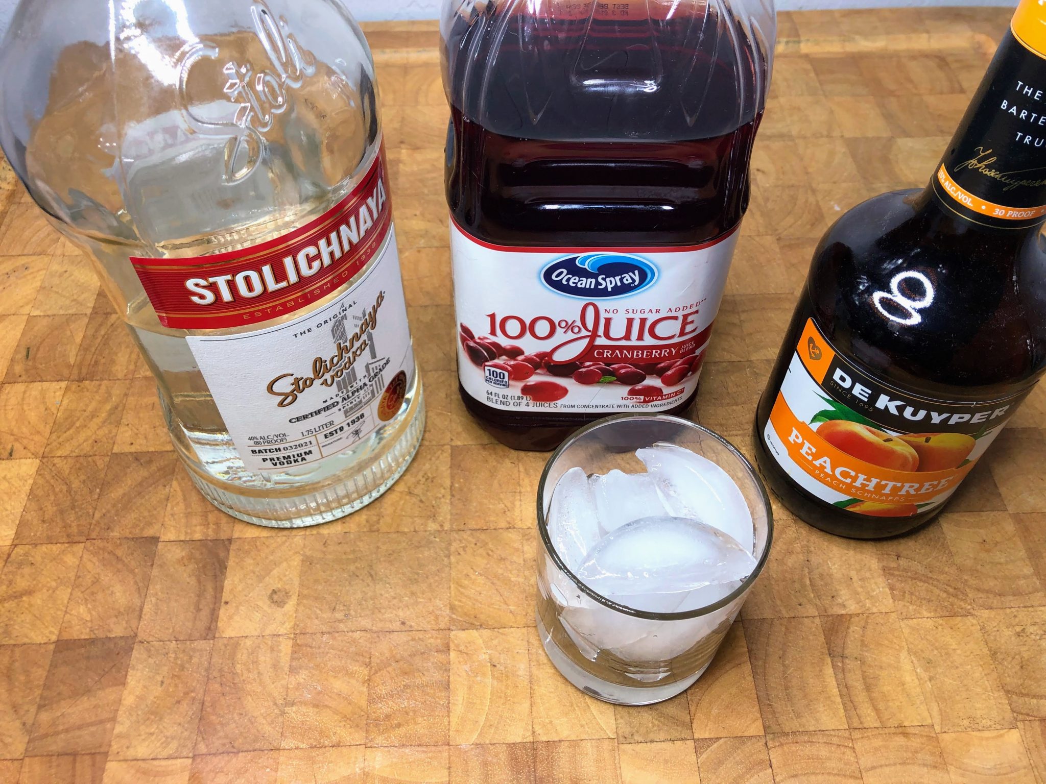 A Super Awesome Woo Woo Drink | Occasional Cocktails