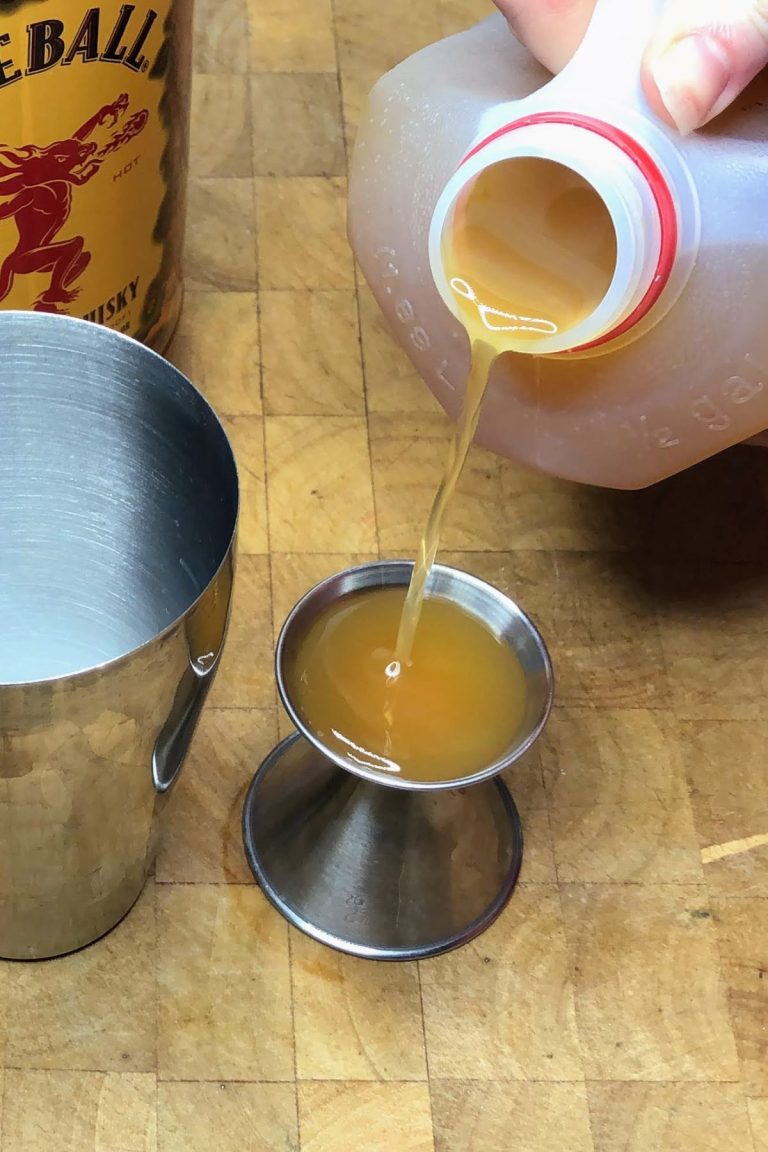 Apple Pie Shot | Occasional Cocktails