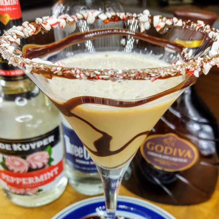 5+ Minty and Sweet Peppermint Schnapps Drinks You’ll Love | Occasional ...